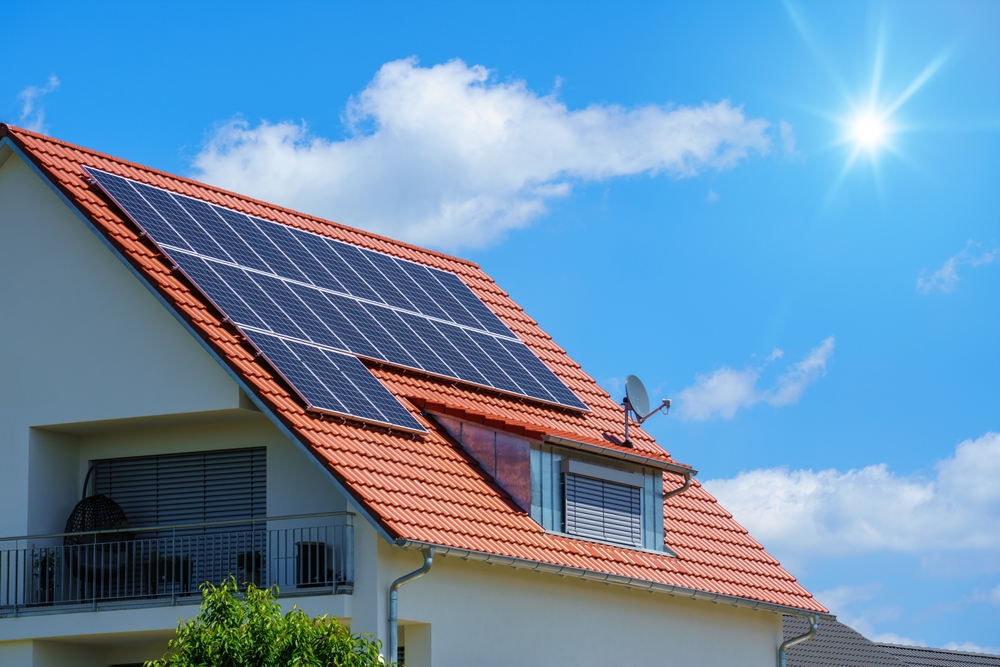 Home Solar System: Installation Guide and Benefits - One and Only ...